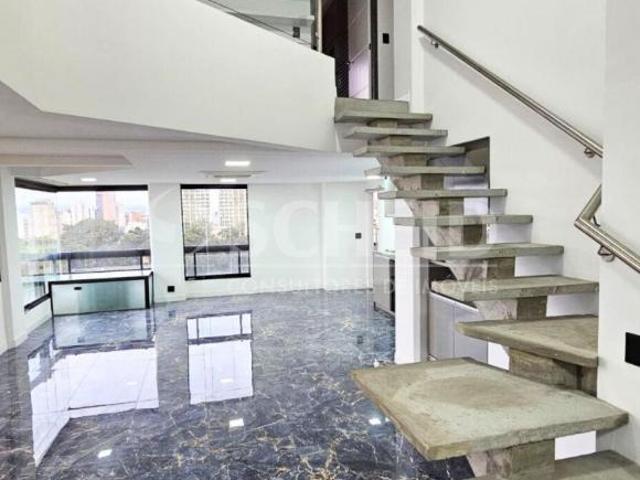 Apartamento Duplex de 210m2 em Perdizes