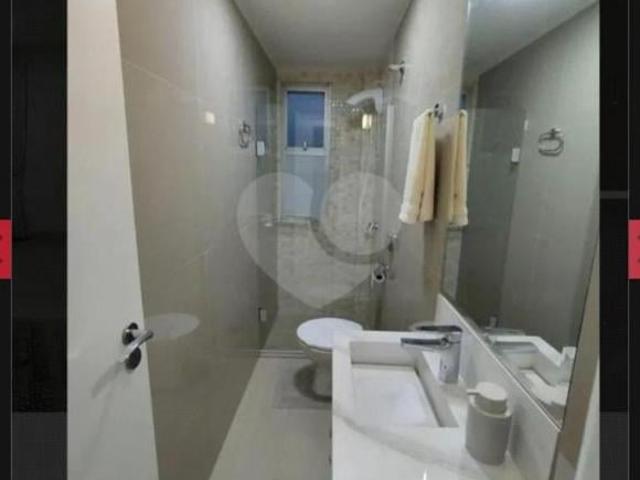 Apartamento duplex de 53m² a venda no Champagnat