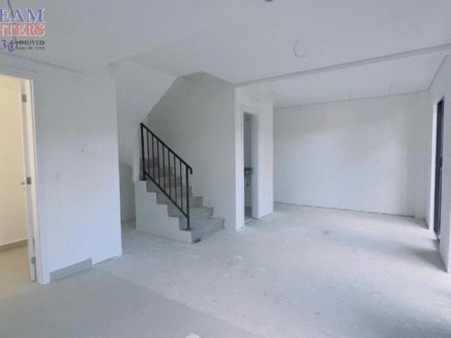 Apartamento Duplex de 86.1m², no bairro Santa Felicidade, 3 quartos 1 suíte, 3 banheiros e 2 vagas