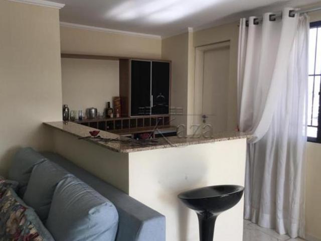 Apartamento Duplex em Jacareí