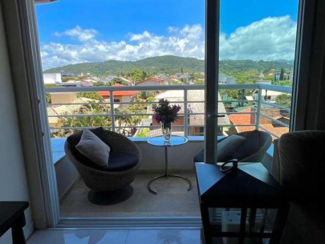 Apartamento duplex em Jurerê Internacional