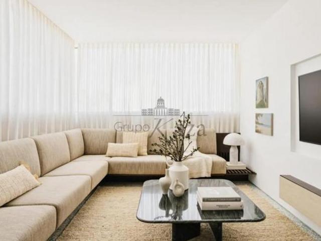 Apartamento Duplex em São Paulo