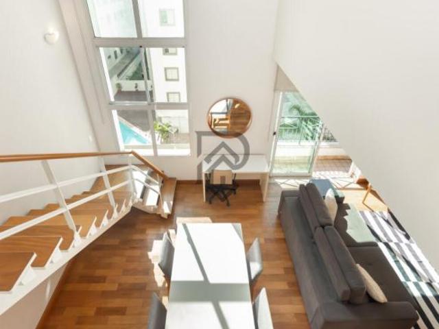 Apartamento Duplex em Pinheiros, sala pé direito duplo