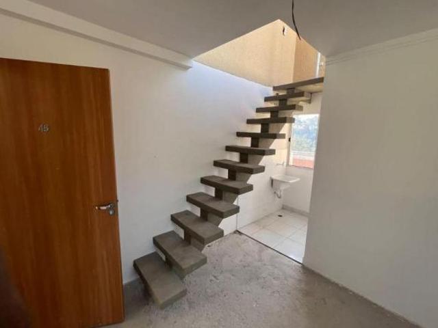 Apartamento Duplex em Vila Perracini, Poá/SP de 104m² 2 quartos à venda por R$ 350.000,00