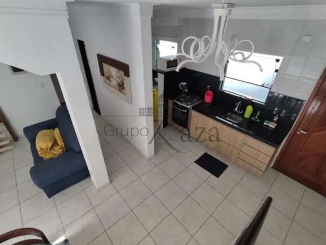 Apartamento Duplex. Itaguá. Ubatuba. Residencial Condomínio Atlanta. 110m². 3 Dormitórios