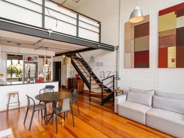 Apartamento Duplex Jardim América 1 Suíte 82m²