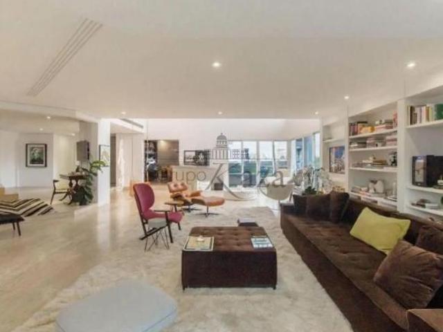 Apartamento Duplex Jardim América 4 Dormitórios 505 m²