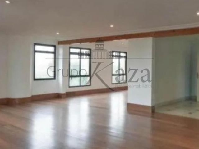 Apartamento Duplex Jardim Guedala 4 Suítes 389,46m²