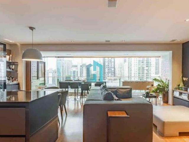 Apartamento Duplex Luxuoso na Vila Nova Conceição
