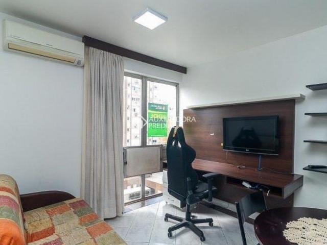 Apartamento duplex mobiliado de 1 dormitório andar alto na Cidade Baixa