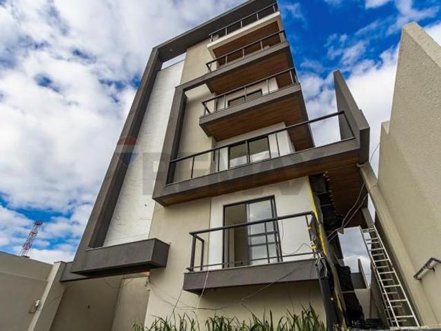 Apartamento Duplex Moderno: Conforto e Estratégia em SJP