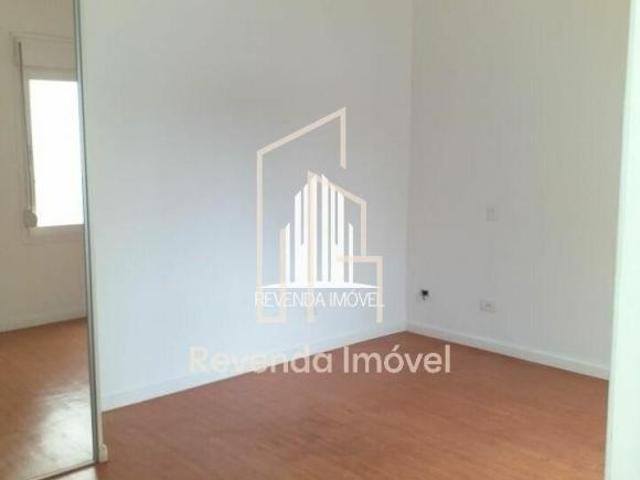 Apartamento Duplex no Condomínio Edifício Elza Ayrosa Disessa na Aclimação com 180m² 2 dormitórios 2