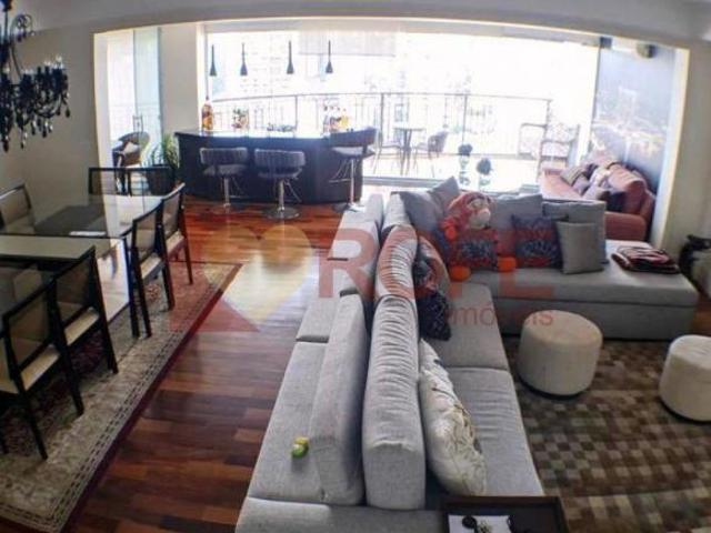 Apartamento Duplex no Campo Belo | 303m² | 4 Suítes | Vista Panorâmica | 4 Vagas | Lazer Completo