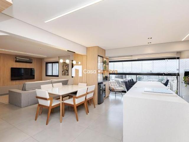 Apartamento duplex no Água Verde com 2 suítes e mo
