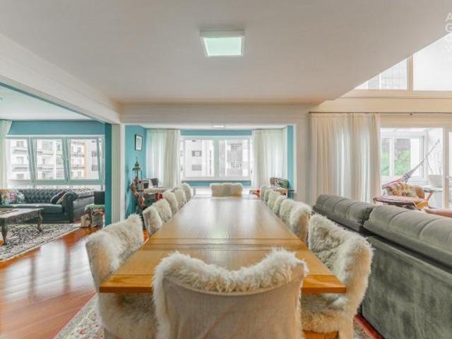 Apartamento Duplex no Golden Gate, 05 Dormitórios, Andar Alto, 03 Vagas, Batel, Curitiba