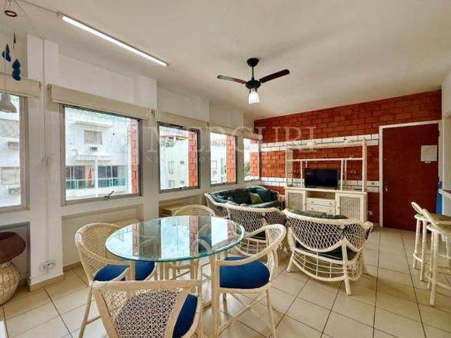 Apartamento Duplex no Guarujá, Enseada, 3 Dormitórios, Lado Praia Mercuri Imóveis Guarujá