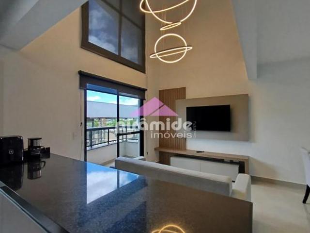 Apartamento duplex no Jardim Aquarius no Condomínio Tarsila Loft em São José dos Campos
