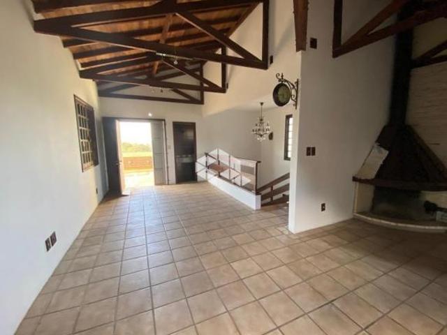Apartamento duplex na Av. Medianeira