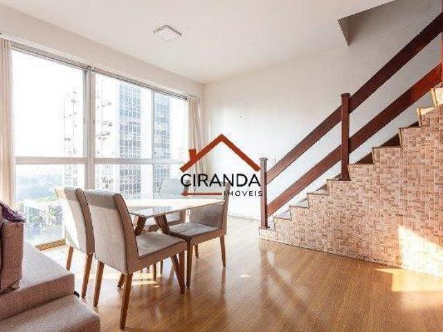 Apartamento Duplex na Avenida Paulista com 2 Suítes e 4 Banheiros