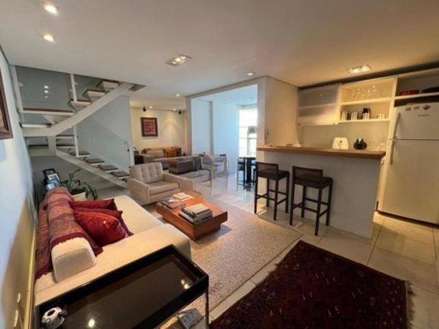 Apartamento Duplex na Vila Nova Conceição de 84m² com 2 Suítes e 2 Vagas à Venda