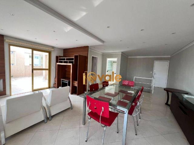 Apartamento Duplex para Aluguel com 3 quartos, 237 m² por R$ 8.000