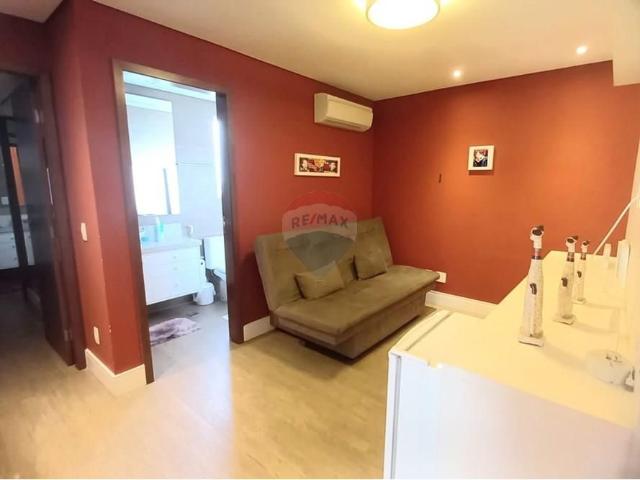 Apartamento Duplex para locação frente a praia das Astúrias no Guarujá, SP