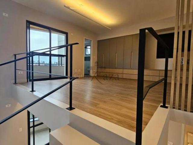 Apartamento Duplex Parque Residencial Aquarius Residencial Tarsila Loft 1 Dormitório 92m²