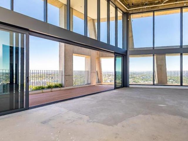 APARTAMENTO DUPLEX | Pé direito Alto e 205m² | Mossunguê