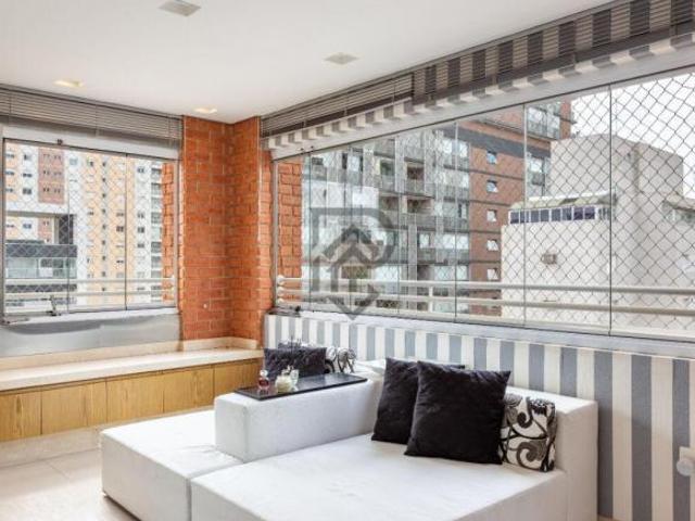 Apartamento Duplex proximo metrô oscar freire
