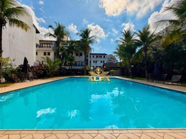 Apartamento duplex reformado com sacada e lazer a 3 quadras da Praia da Enseada – Alfa Imóveis Guaru