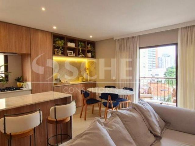 Apartamento Duplex Totalmente reformado 2 quartos e 2 vagas em Moema SP