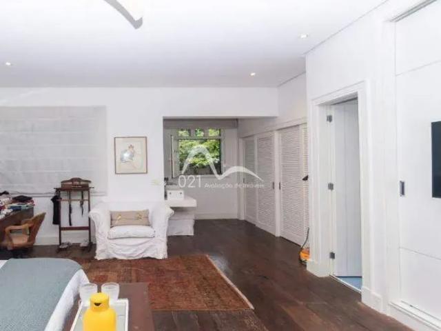 Apartamento Duplex à venda, 3 quartos, 2 suítes, 2 vagas, Leblon Rio de Janeiro/RJ