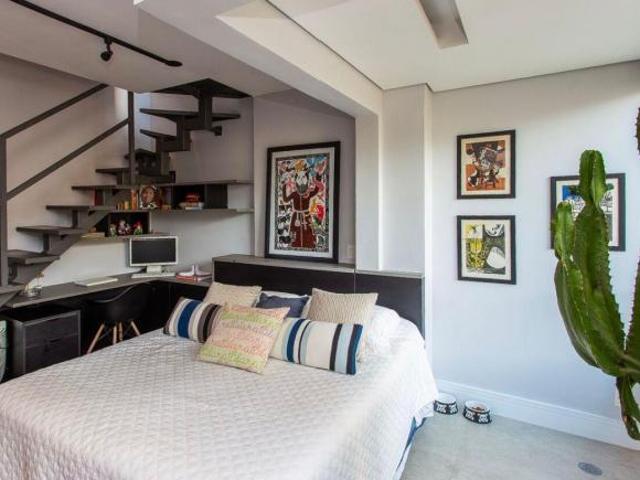 Apartamento duplex venda ou locação, 1 dormitório Vila Olímpia S. Paulo / SP