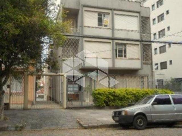 Apartamento e dormitórios no Petrópolis