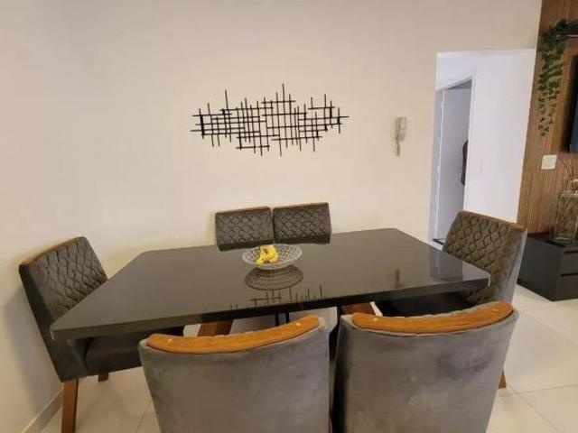 Apartamento e 2 banheiros à Venda, 74 m² por R$ 999.000