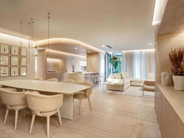 Apartamento Ecoville 4 dormitórios 4 Suítes 3 Vagas Face Norte Alto Padrão