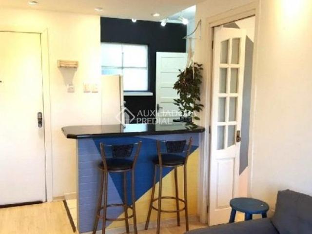 Apartamento Ed. Telmo Tompson Flores