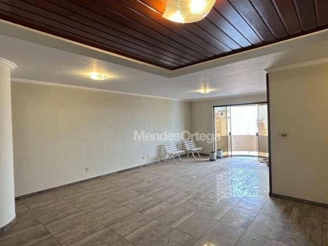 Apartamento com 3 dormitórios à venda, 155 m² por R$ 1.000.000,00 Centro Sorocaba/SP