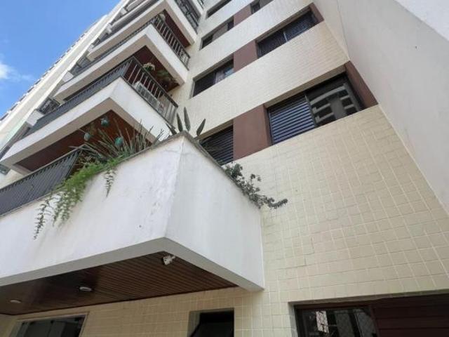 Apartamento Edifício Monte Cantini