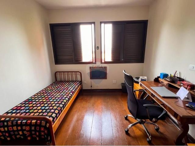 Apartamento Edifício Tibiriçá Centro Piracicaba 4 dormitórios sendo 2 suítes, área útil 301m² 1 apartamento por andar 2 vagas de garagem