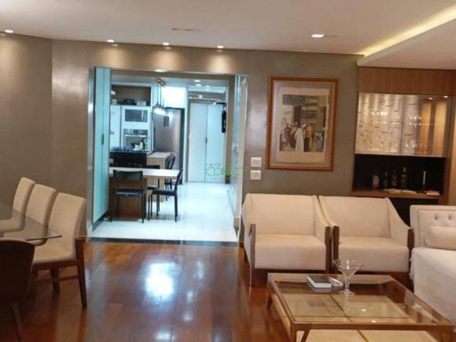 Apartamento | Edifício Ca D&apos oro | Centro