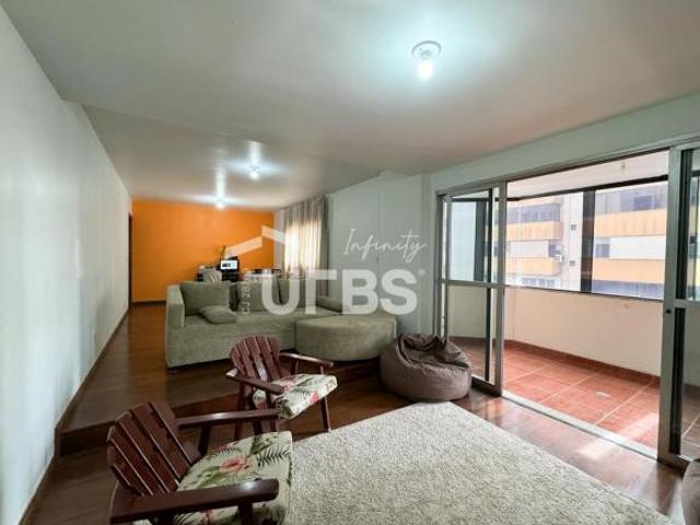 Apartamento Edifício Canadá 3 quartos, 1 suíte 2 vagas 167m² Nascente 1 por andar Setor Oest