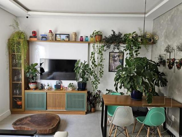 Apartamento Edifício Coliseu, República São Paulo, SP