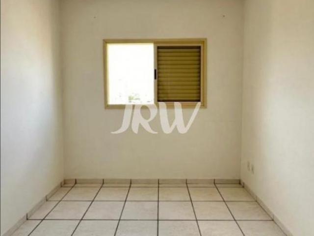 APARTAMENTO EDIFÍCIO ROCCAPORENA