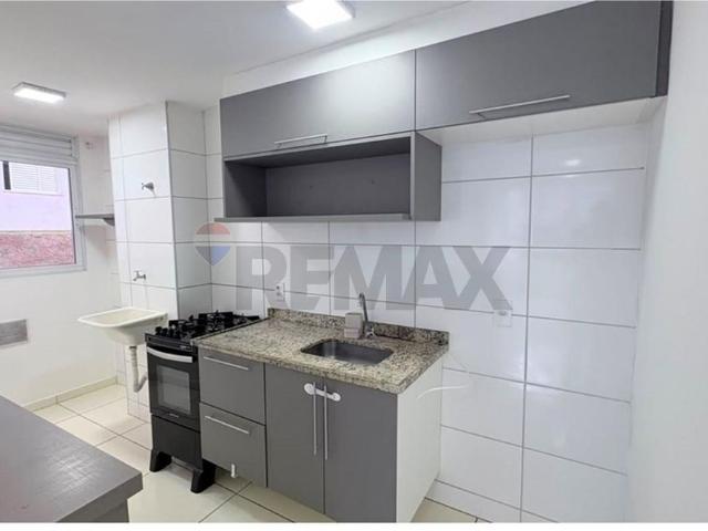 Apartamento Elegante, 2 Quartos, Jardim das Colinas