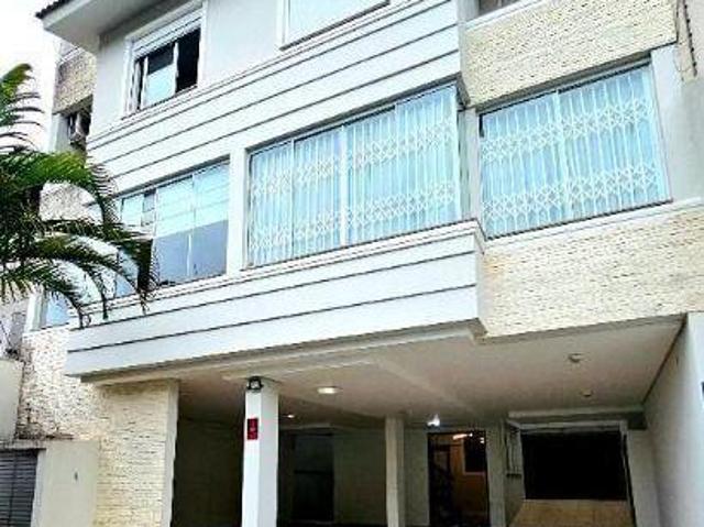 Apartamento em Tristeza