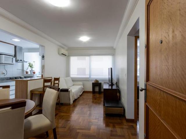 Apartamento em Tristeza