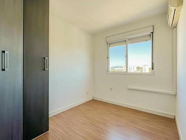 Apartamento em Tristeza