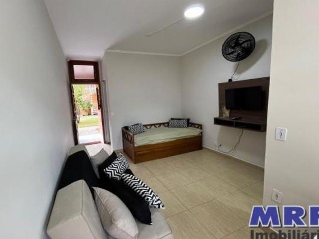 Apartamento à venda em Ubatuba. A 200 metros da Praia do Sapê. Aceita financiamento. Super oportunid
