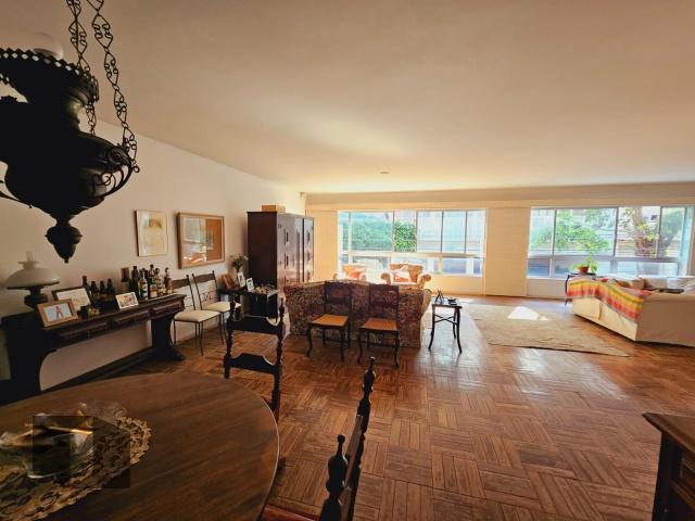 Apartamento em Urca, Rio de Janeiro/RJ de 221m² 4 quartos à venda por R$ 3.289.900,00